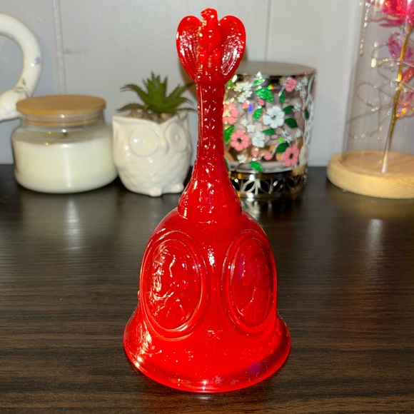 Fenton | Other | 976 Fenton Red Bicentennial President Patriotic Bell ...